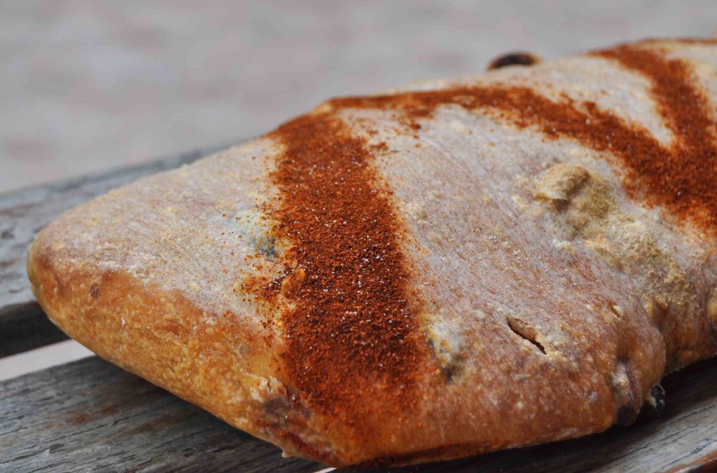 Filone rustico aglio olive e pomodori secchi – Cook and Love